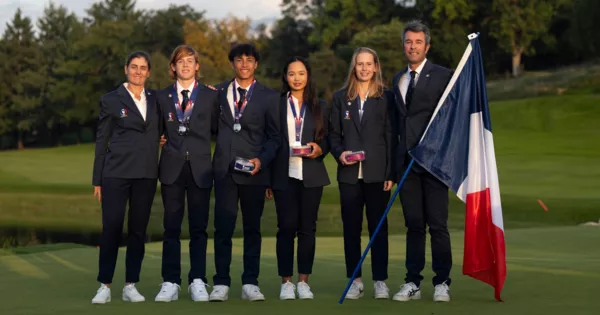 Amundi Évian Juniors Cup : Les Bleus et Louis Le Sager argentés | FFGolf